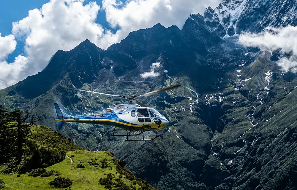 Everest View Luxury Heli Trek 8 Days Deluxe Itinerary